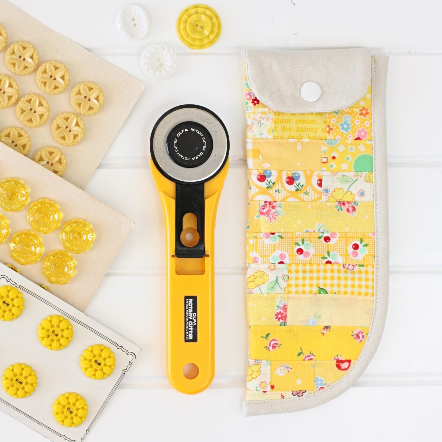 Rotary Cutter Sewing Tool Pouch - A Spoonful of Sugar Shop