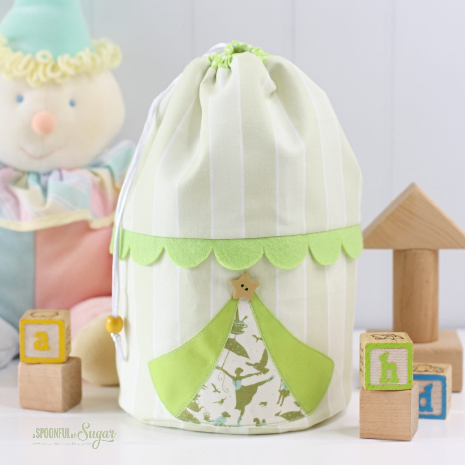 Circus Bag - A Spoonful of Sugar Shop