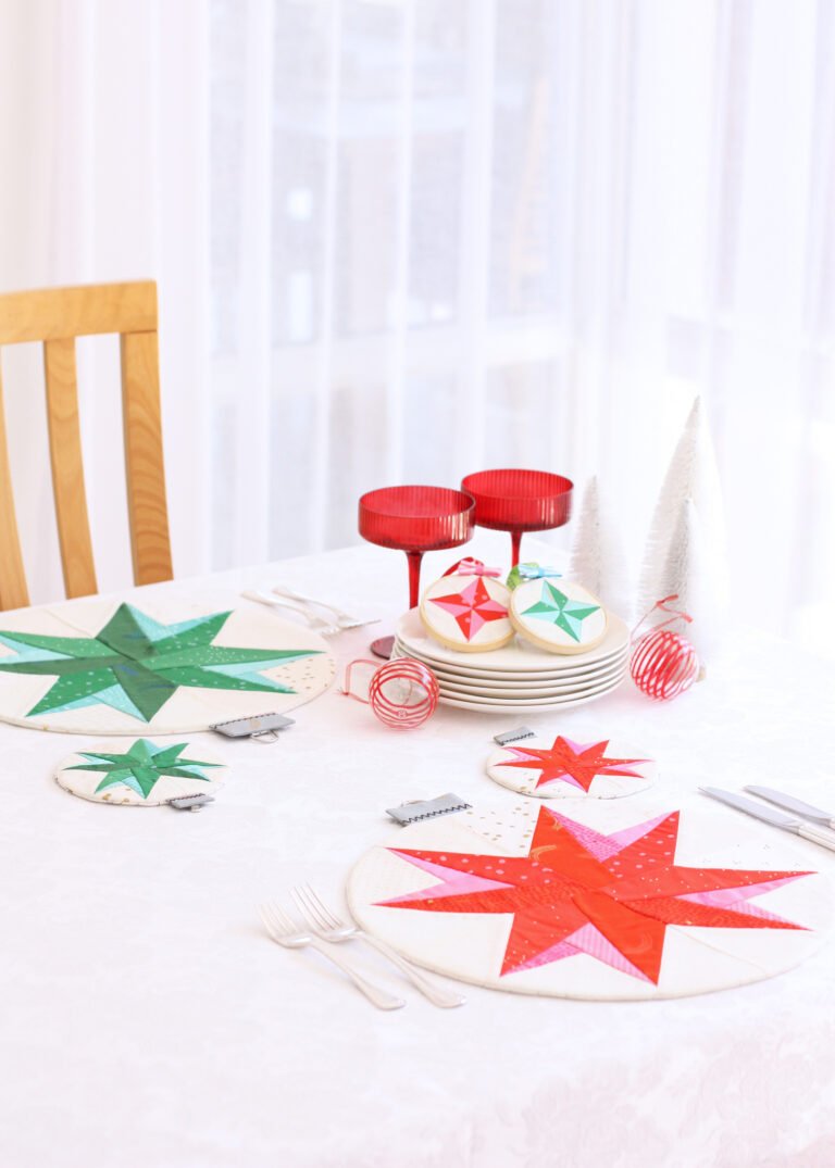 Merry Bauble Table Set - Placemat and Mugrug - A Spoonful of Sugar Shop